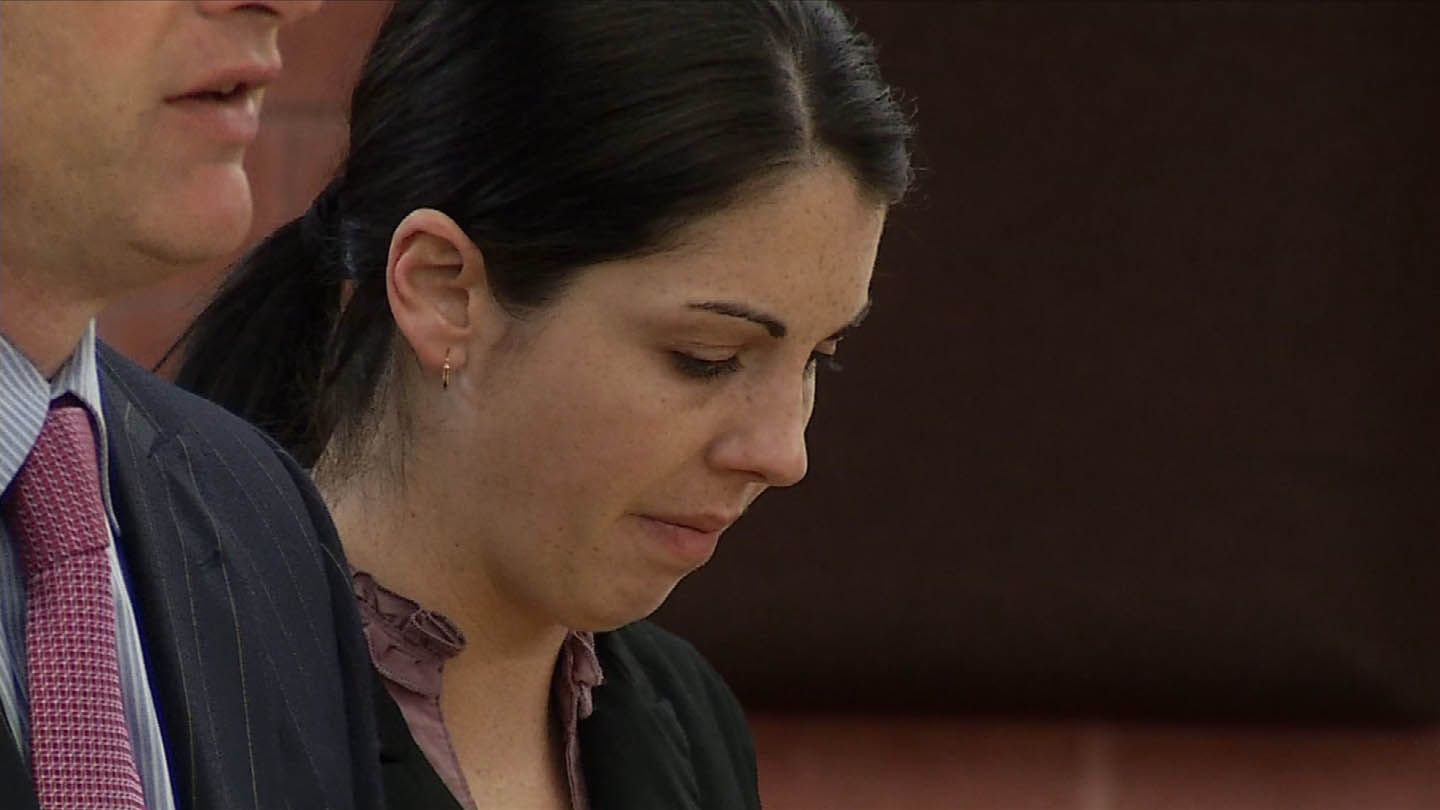 [Photo] Murderess Angela Grasso looks down as she hears her sentence ...